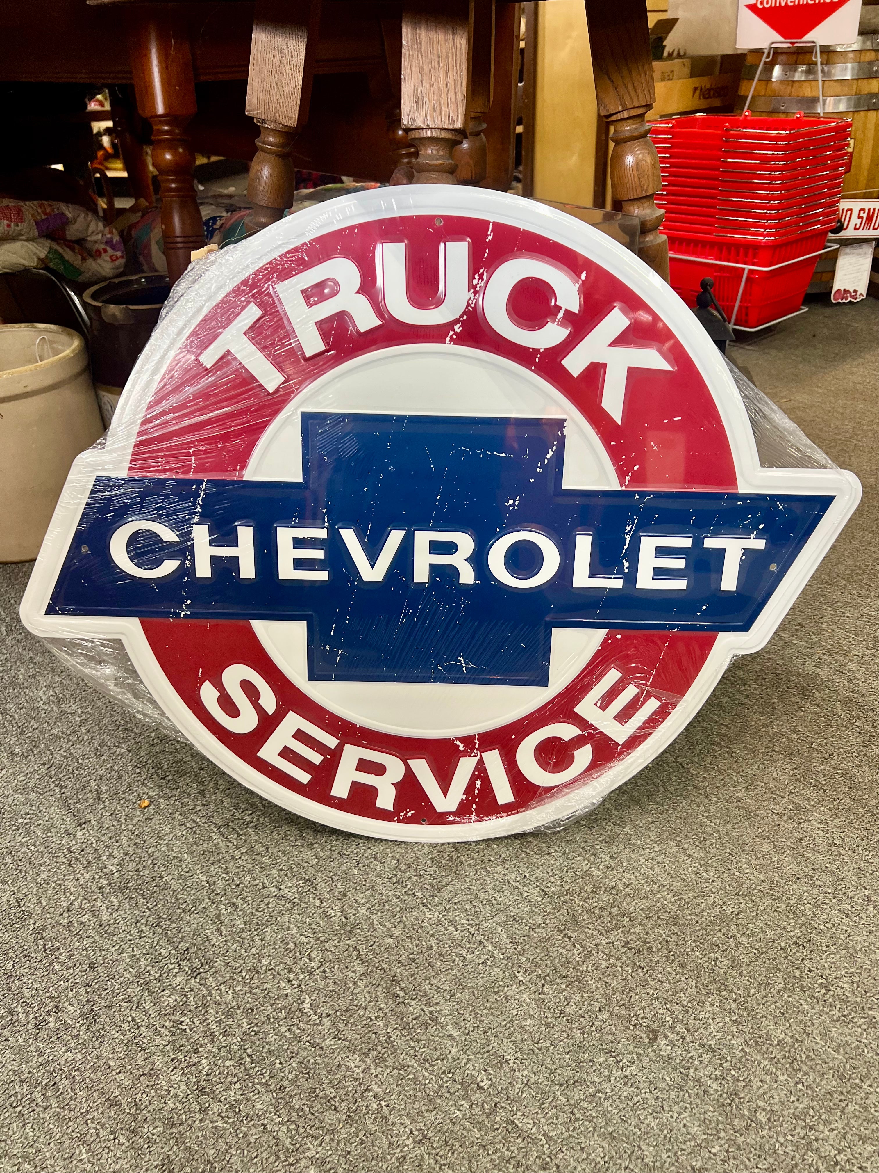 Chevrolet Truck Service 24 Inch Round Sign – The Olde General Store